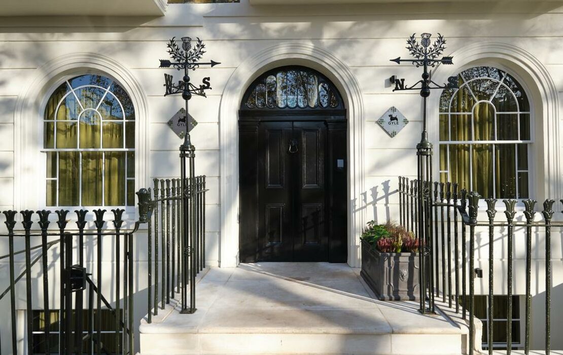 The Gyle Hotel - Authentic Photos