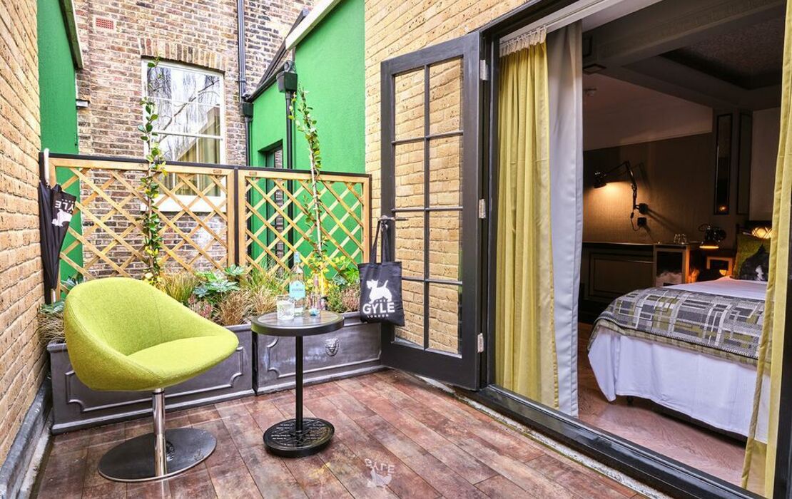 The Gyle Hotel - Authentic Photos