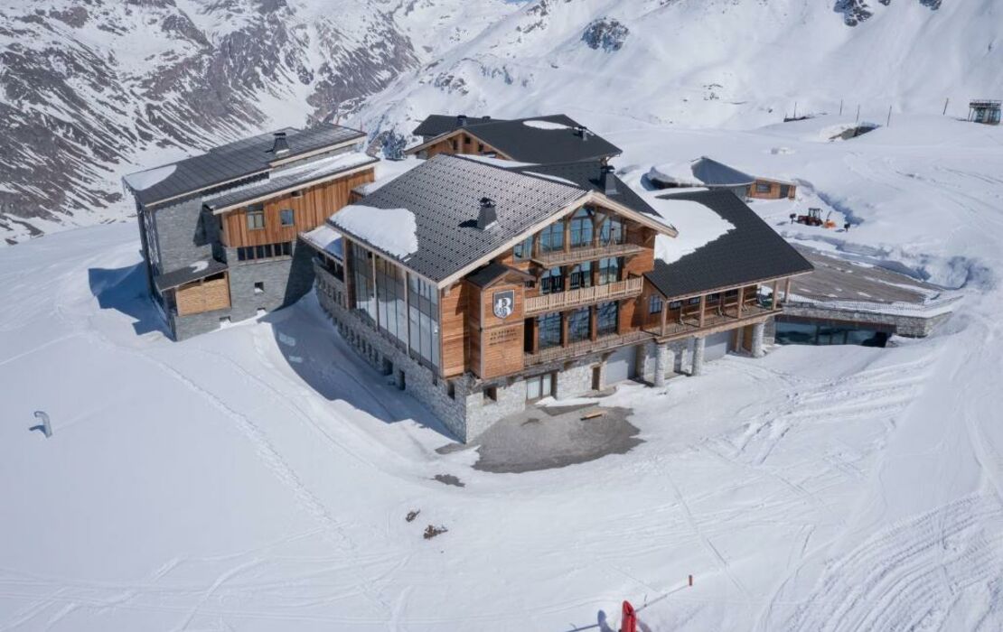 Le Refuge de Solaise - 2551 m Altitude, Val-d'Isère, France - My ...
