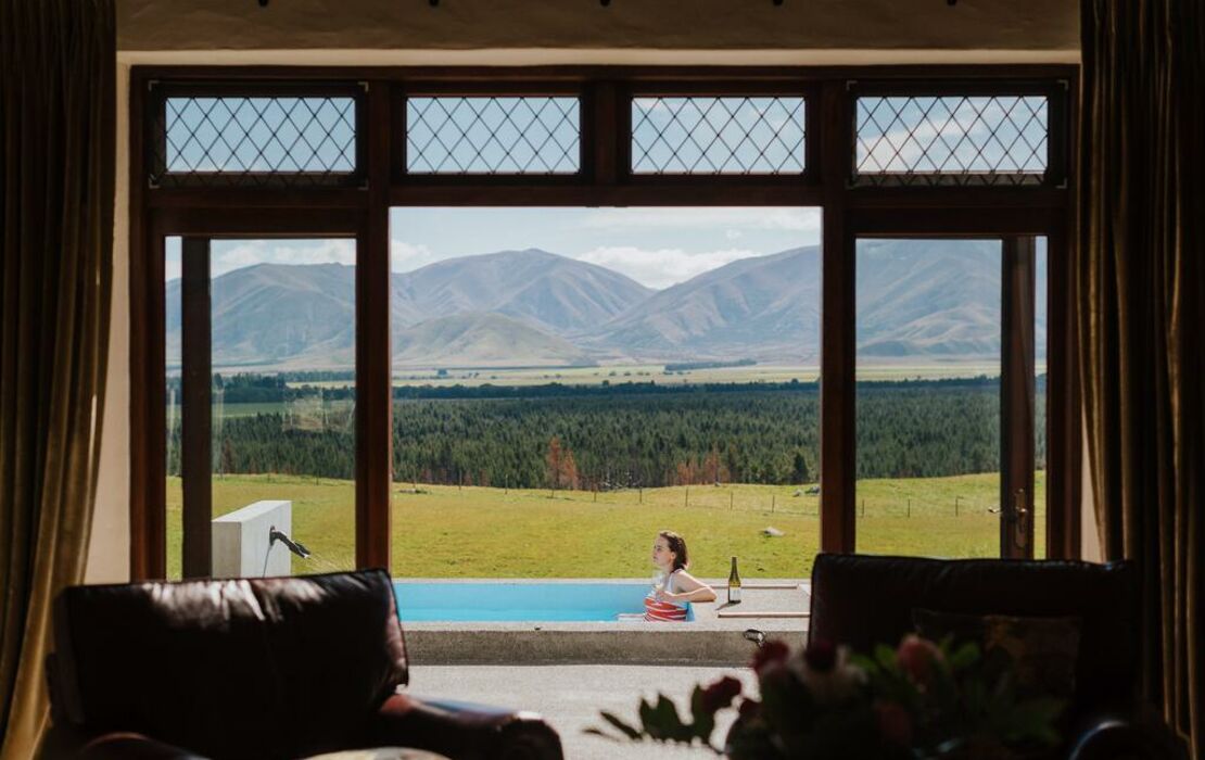 Mt Cook Lakeside Retreat, a Design Boutique Hotel Lake Pukaki, New Zealand