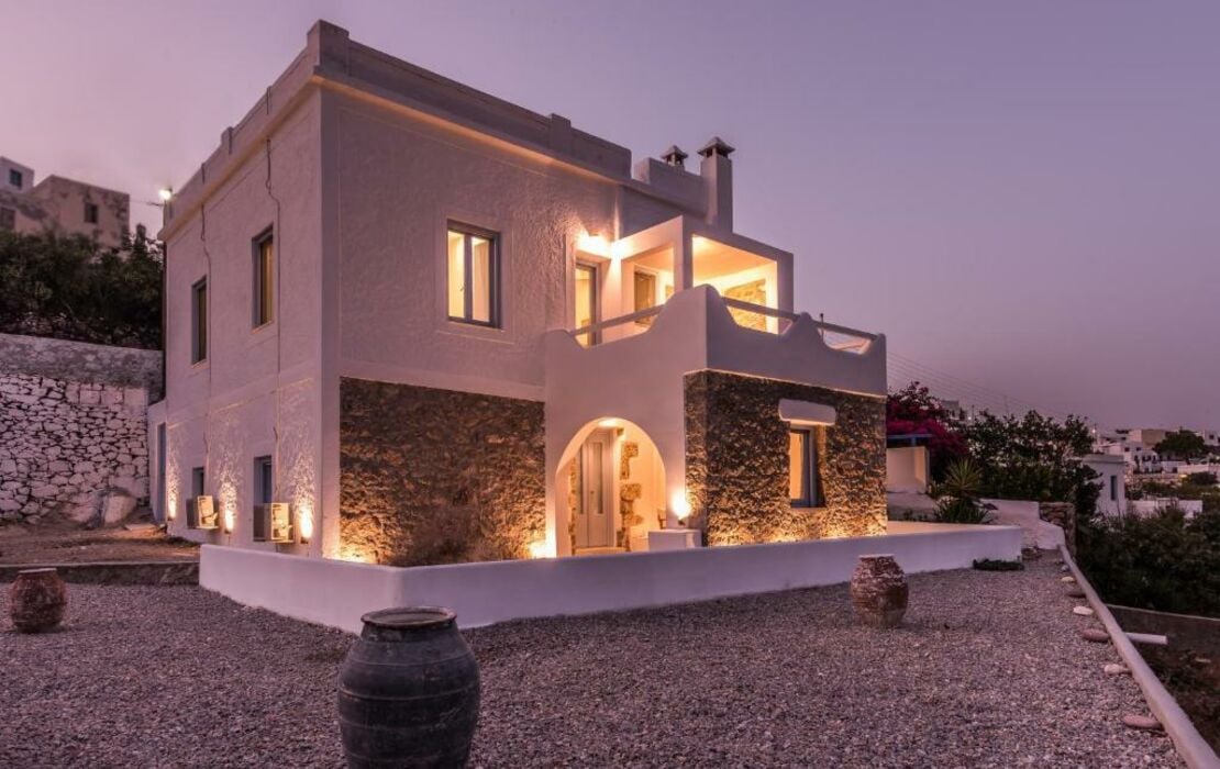 Plaka Suites, a Design Boutique Hotel Plaka, Greece