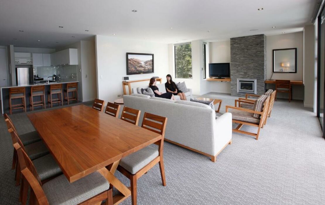The Rees Hotel & Luxury Apartments, a Design Boutique Hotel Queenstown ...