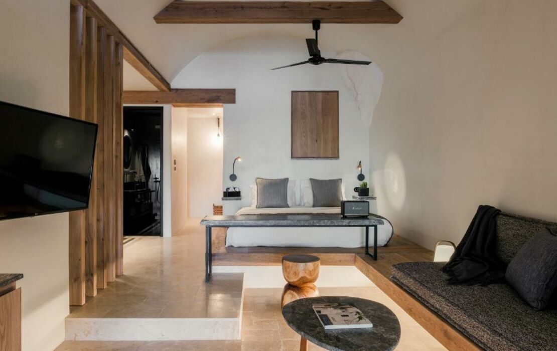 Acro Suites - A Wellbeing Resort, a Design Boutique Hotel Agia Pelagia ...