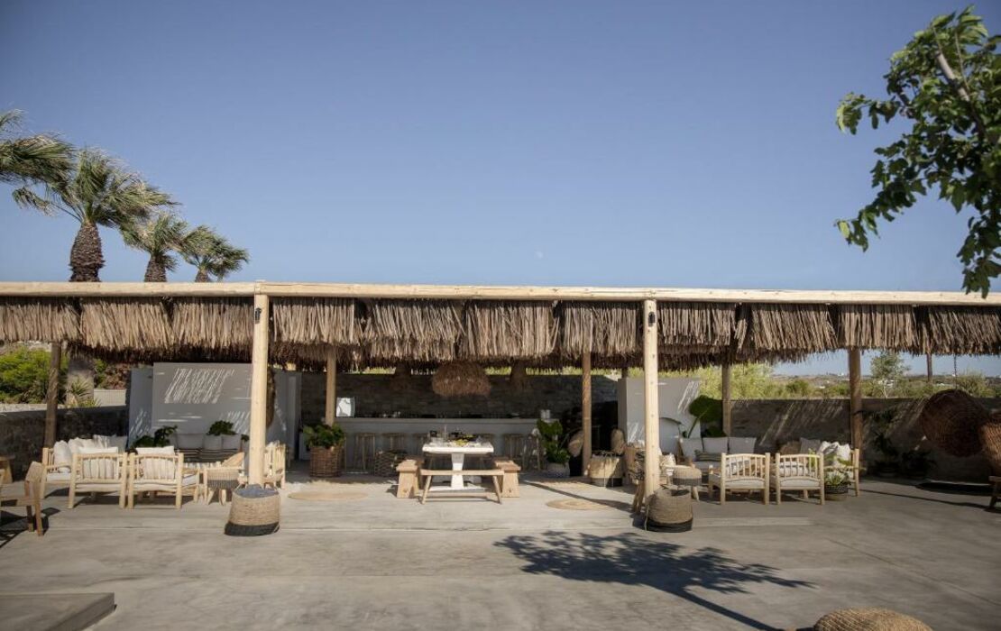 Seesoo Paros Beachfront Resort, Pounda, Grecia