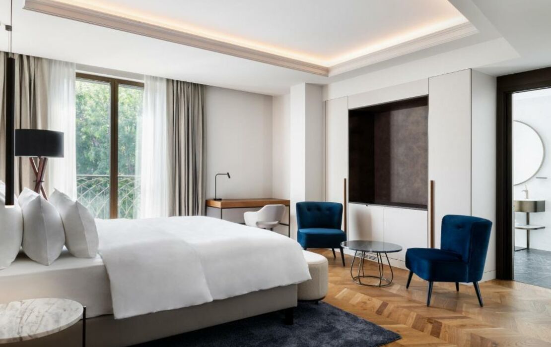 Radisson Collection Hotel, Magdalena Plaza Sevilla, a Design Boutique ...