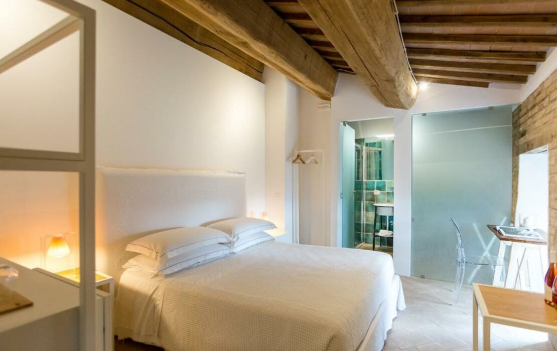 Castello di Ramazzano - Tenute Aliani, a Design Boutique Hotel Perugia ...