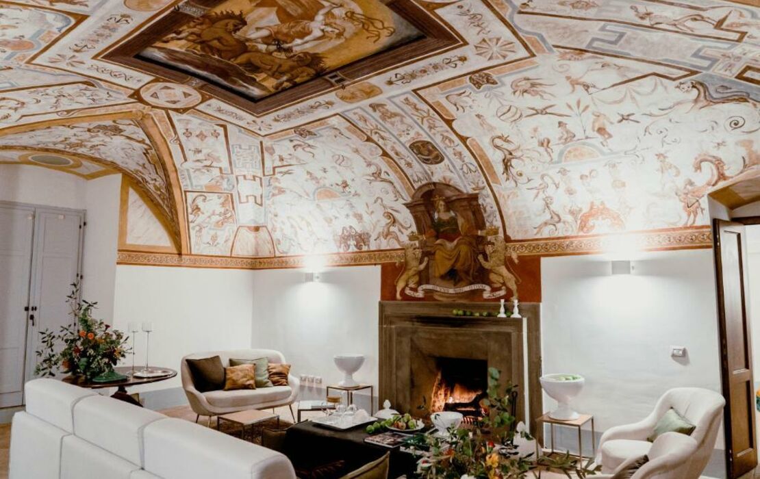 Castello di Ramazzano - Tenute Aliani, a Design Boutique Hotel Perugia ...