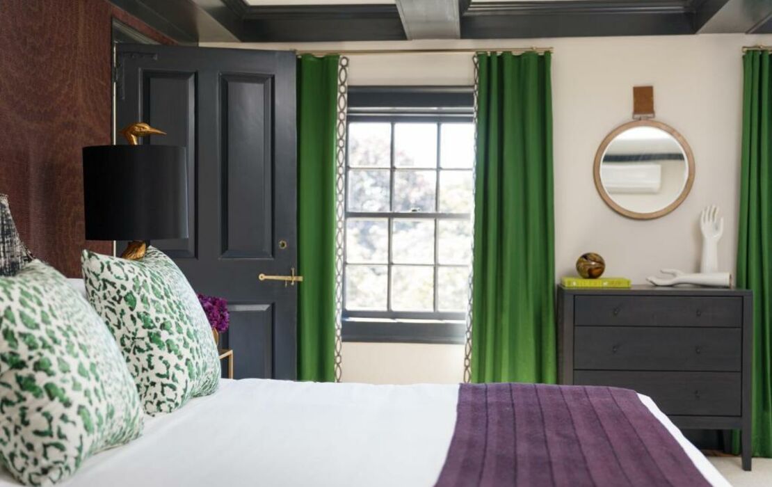 The Merchant, a Design Boutique Hotel Salem, U.S.A.