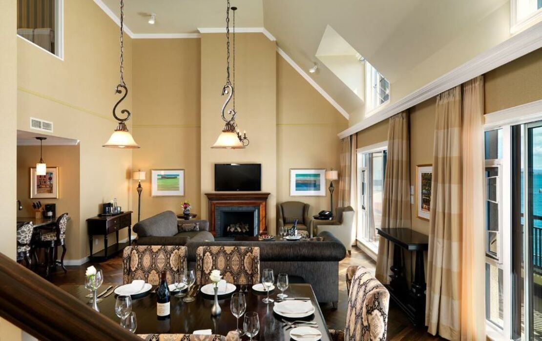 Oak Bay Beach Hotel, a Design Boutique Hotel Victoria, Canada