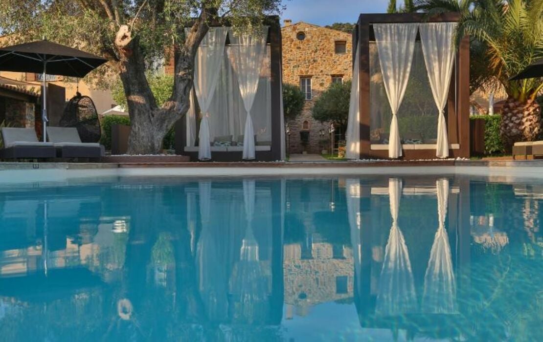 La Dimora - Les Collectionneurs, a Design Boutique Hotel Oletta, France