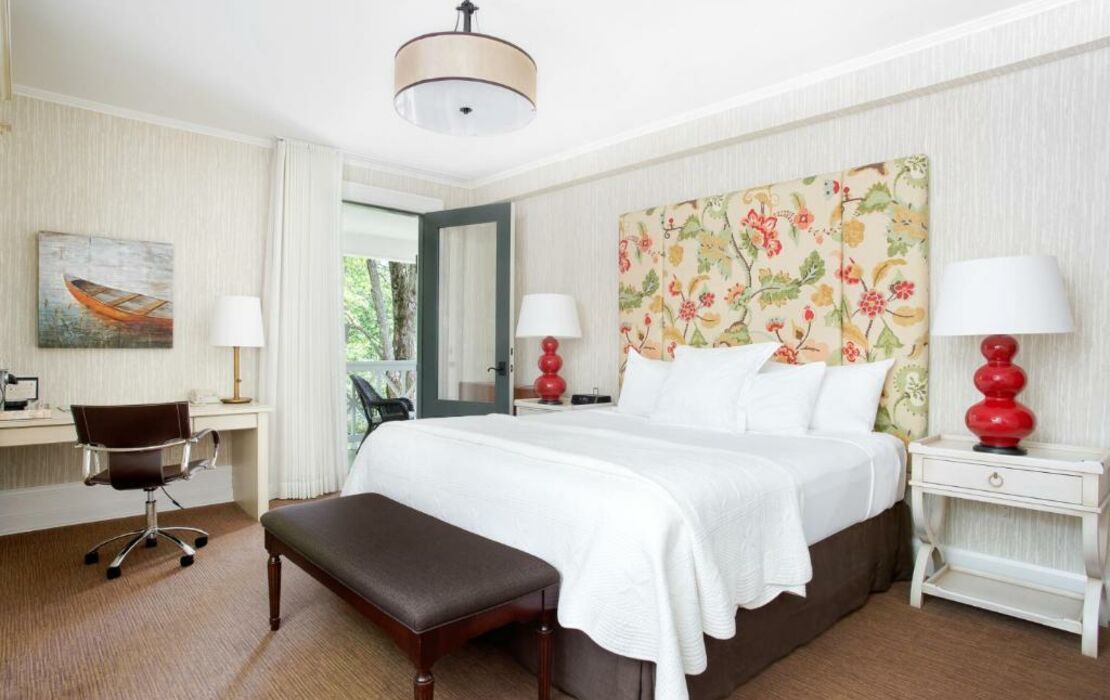 Manoir Hovey, a Design Boutique Hotel North Hatley, Canada