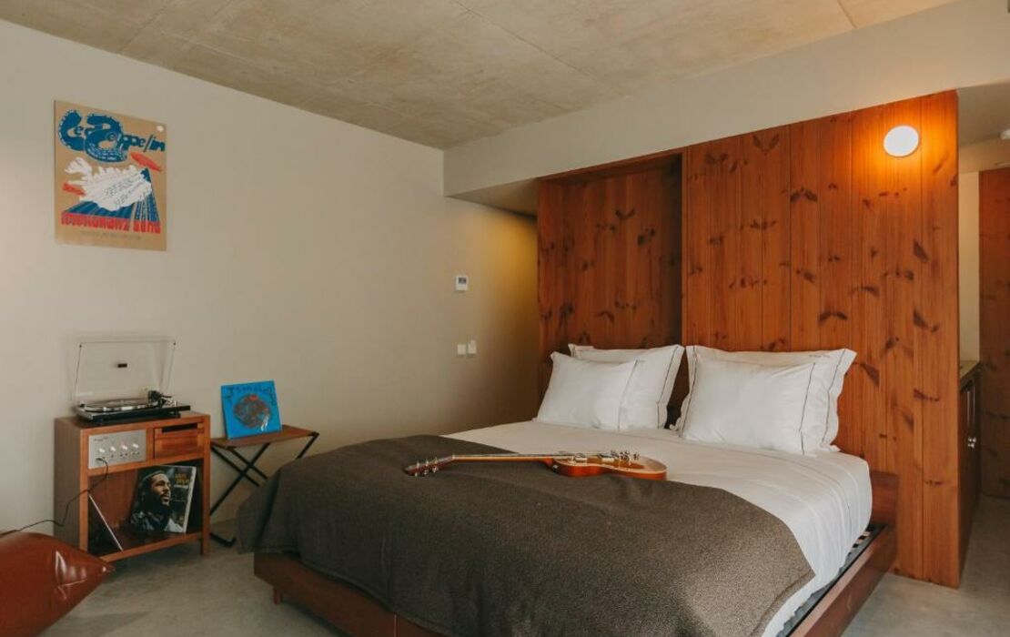 Mouco Hotel - Authentic Photos