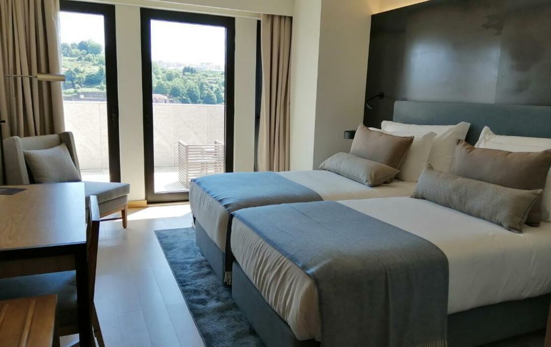 NEYA Porto Hotel, a Design Boutique Hotel Porto, Portugal