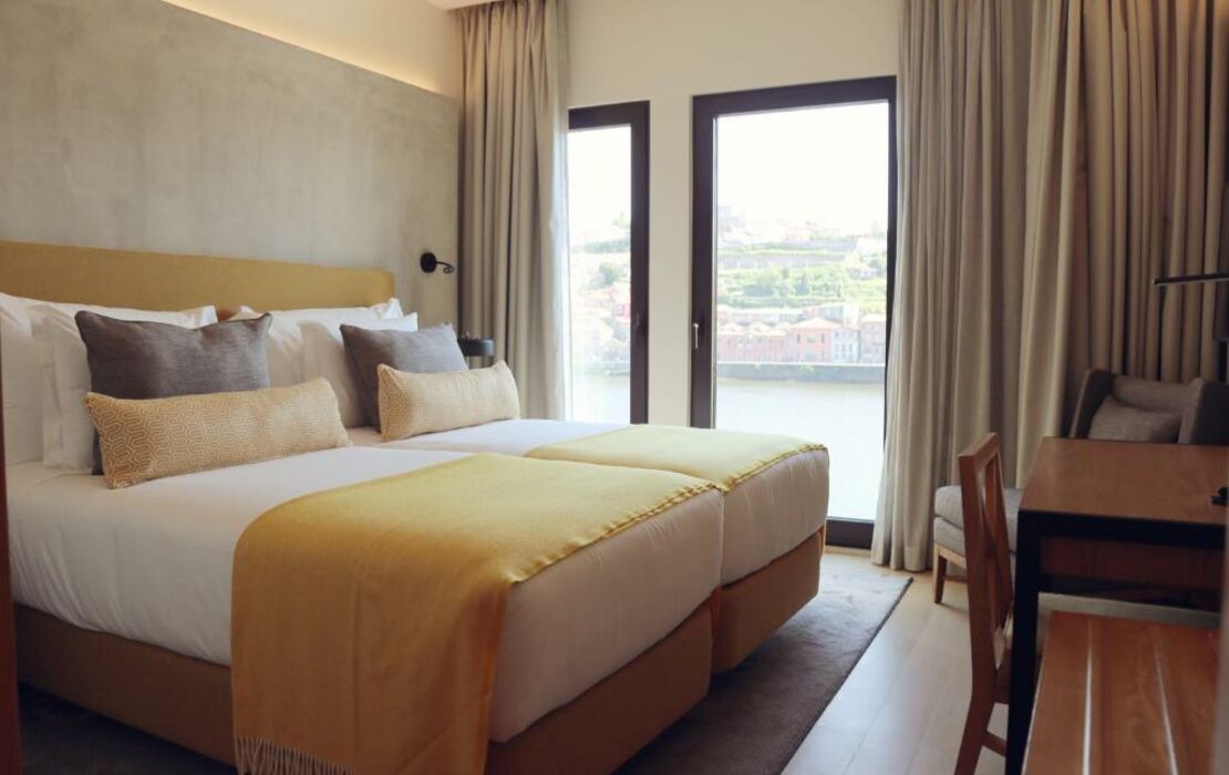 NEYA Porto Hotel, a Design Boutique Hotel Porto, Portugal