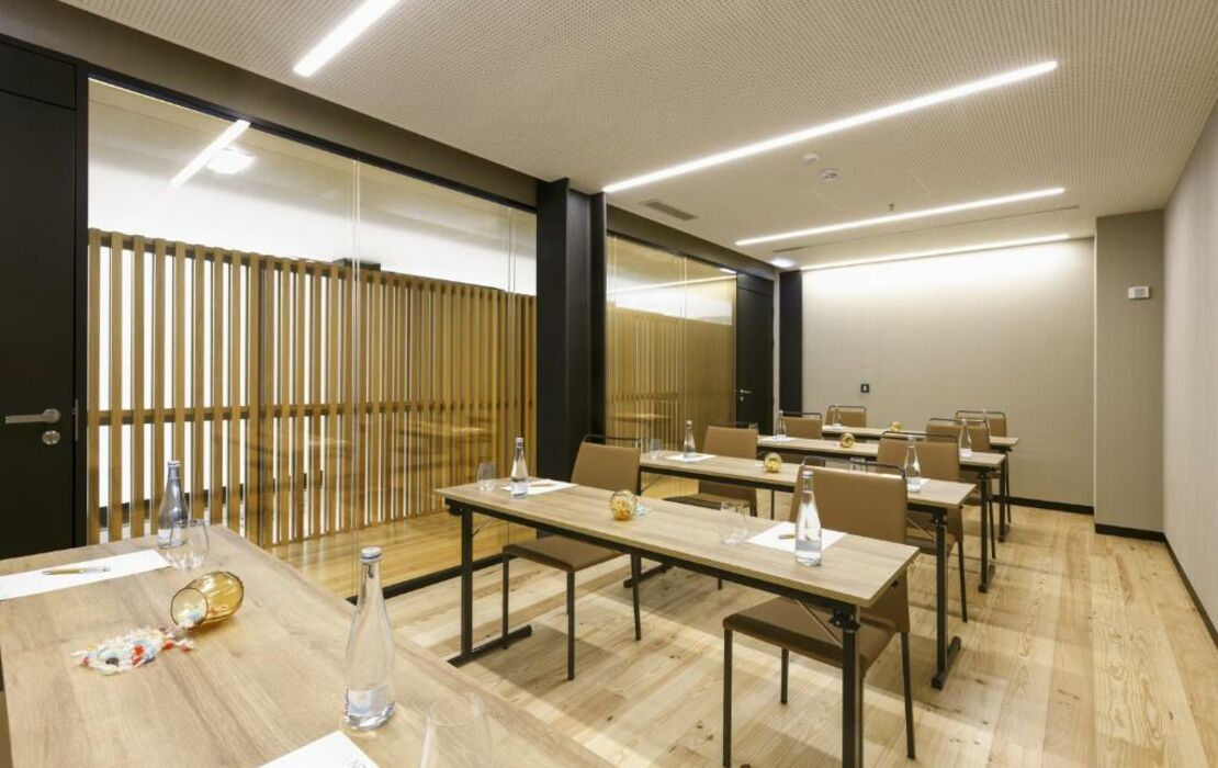 NEYA Porto Hotel, a Design Boutique Hotel Porto, Portugal