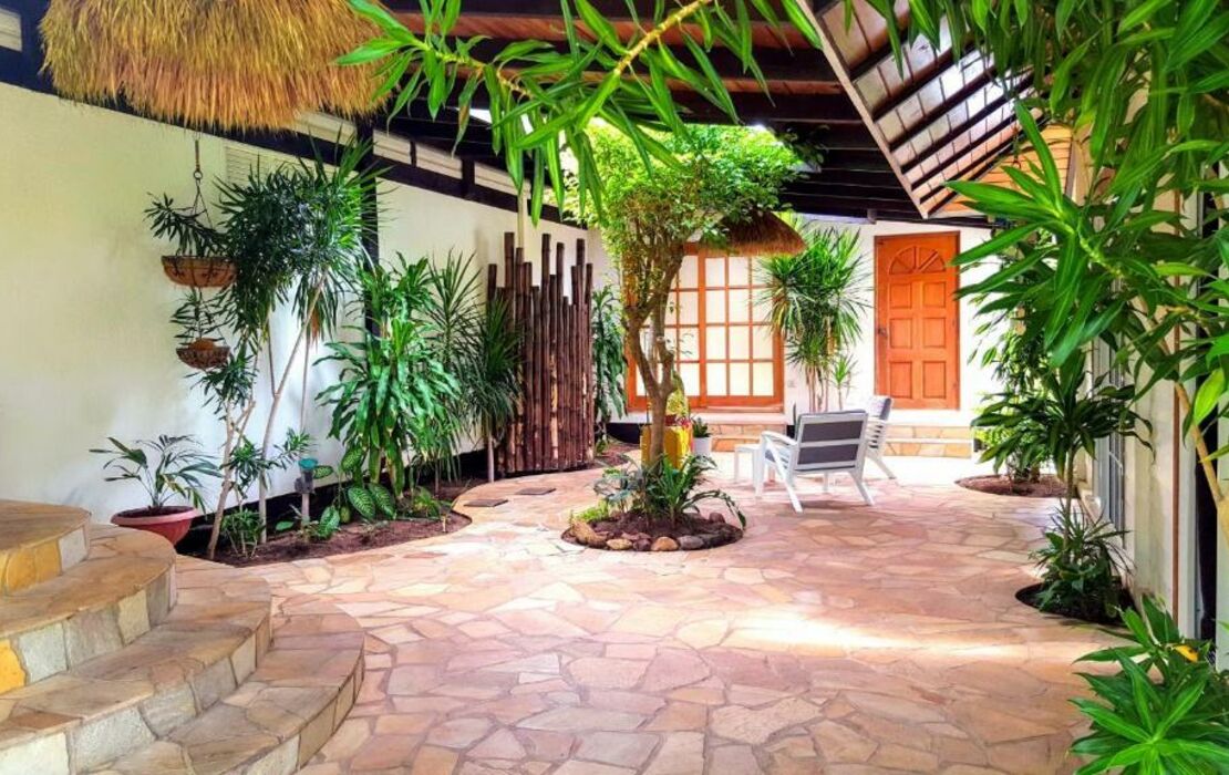 MOOREA - Villa Tereva Nui, a Design Boutique Hotel Moorea-Maiao, French ...