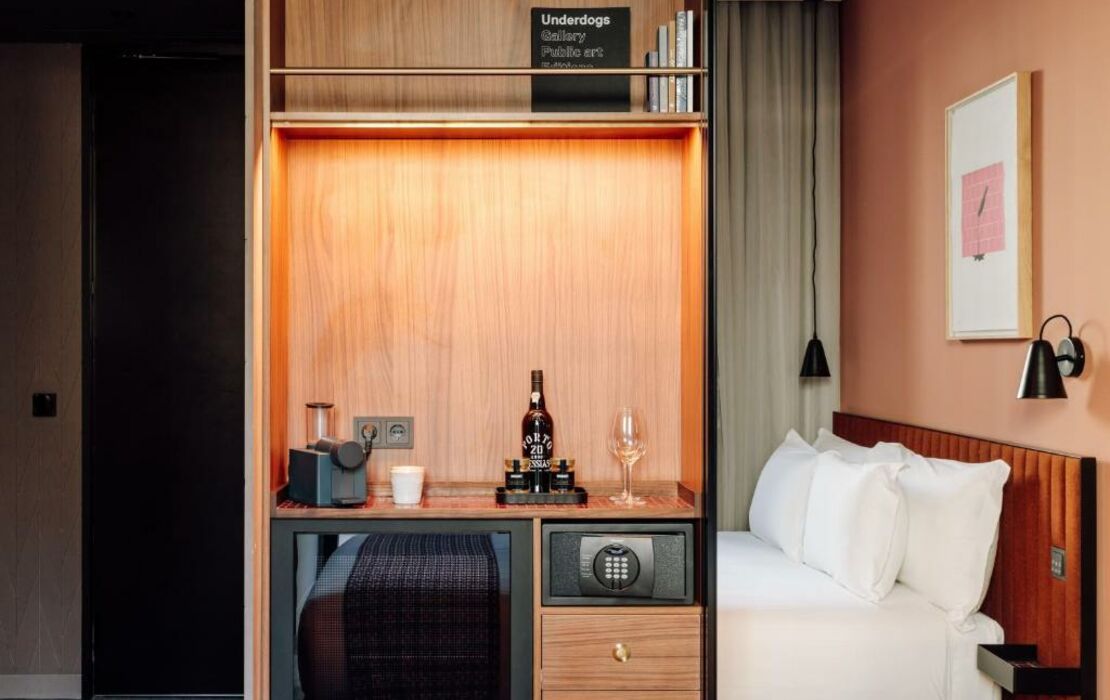 Hotel Hotel - Member of Design Hotels, a Design Boutique Hotel Lisbon ...