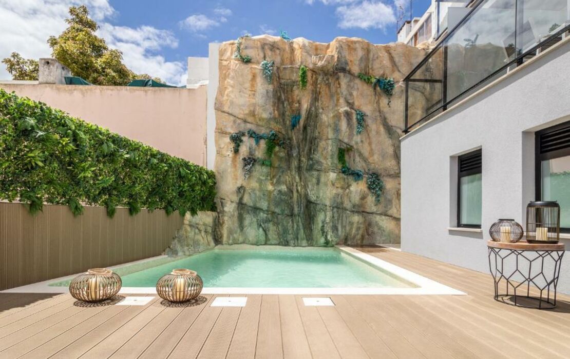 Roots Hotel, a Design Boutique Hotel Faro, Portugal