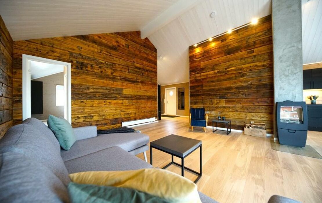 Hattvika Lodge, a Design Boutique Hotel Ballstad, Norway