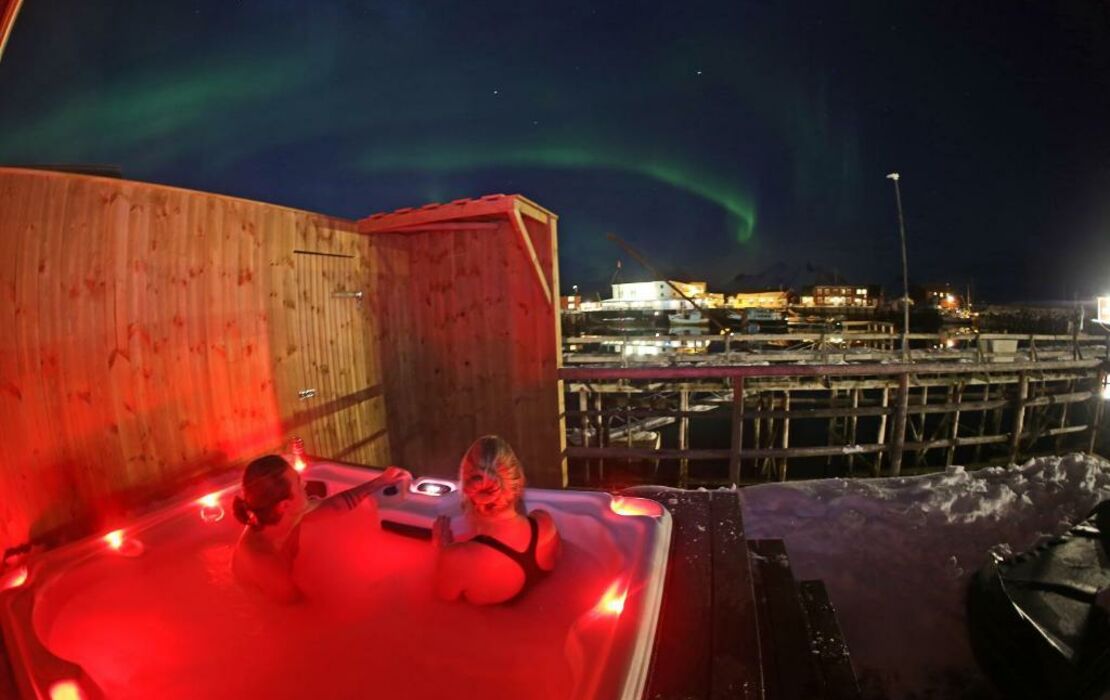 Hattvika Lodge, a Design Boutique Hotel Ballstad, Norway