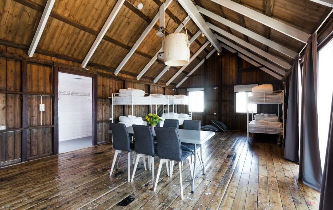 Hattvika Lodge, a Design Boutique Hotel Ballstad, Norway