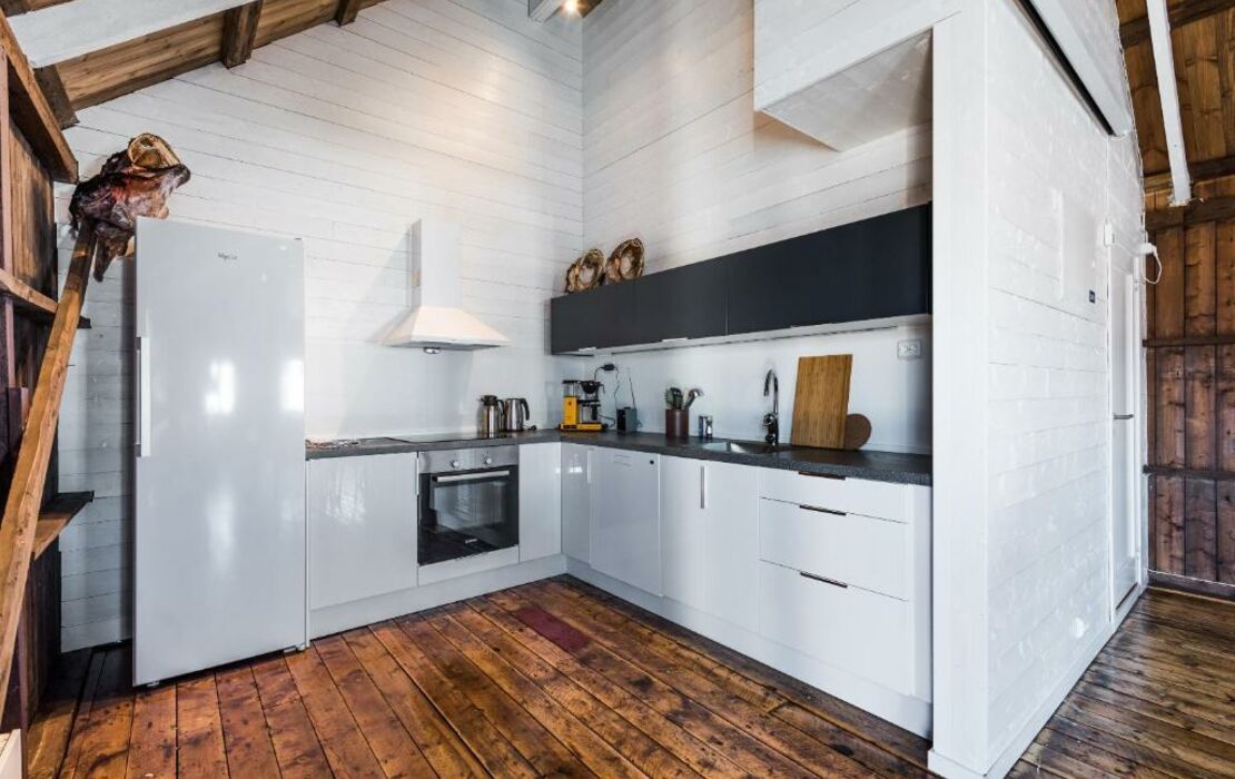 Hattvika Lodge, a Design Boutique Hotel Ballstad, Norway