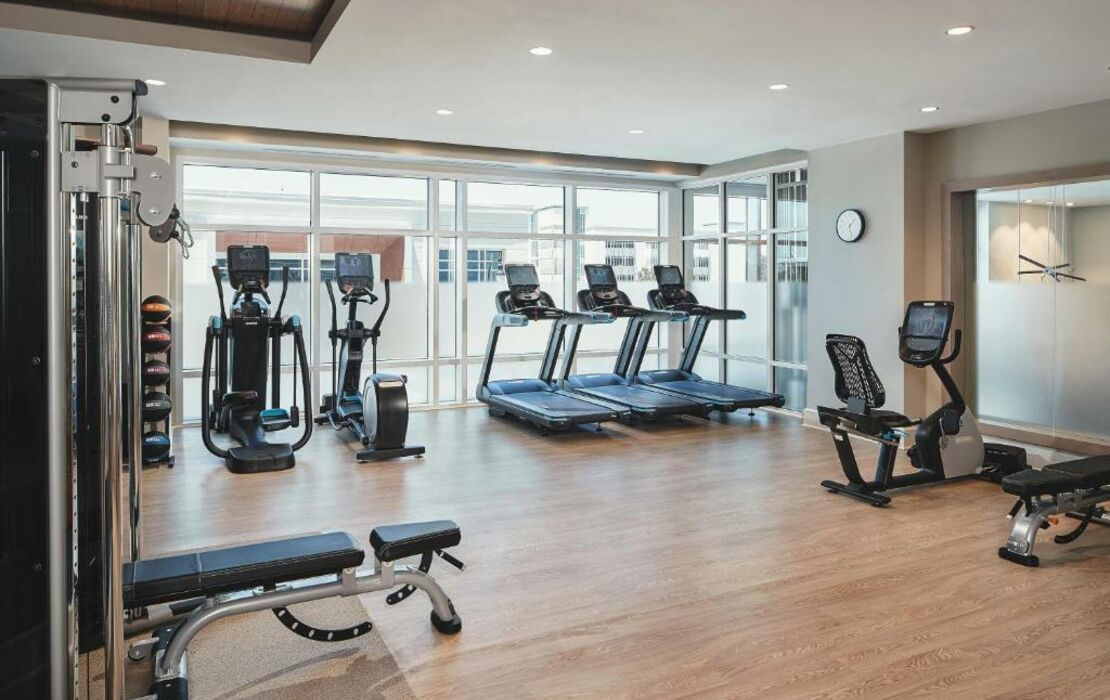 Hilton Grand Vacations Club Ocean Enclave Myrtle Beach, a Design ...