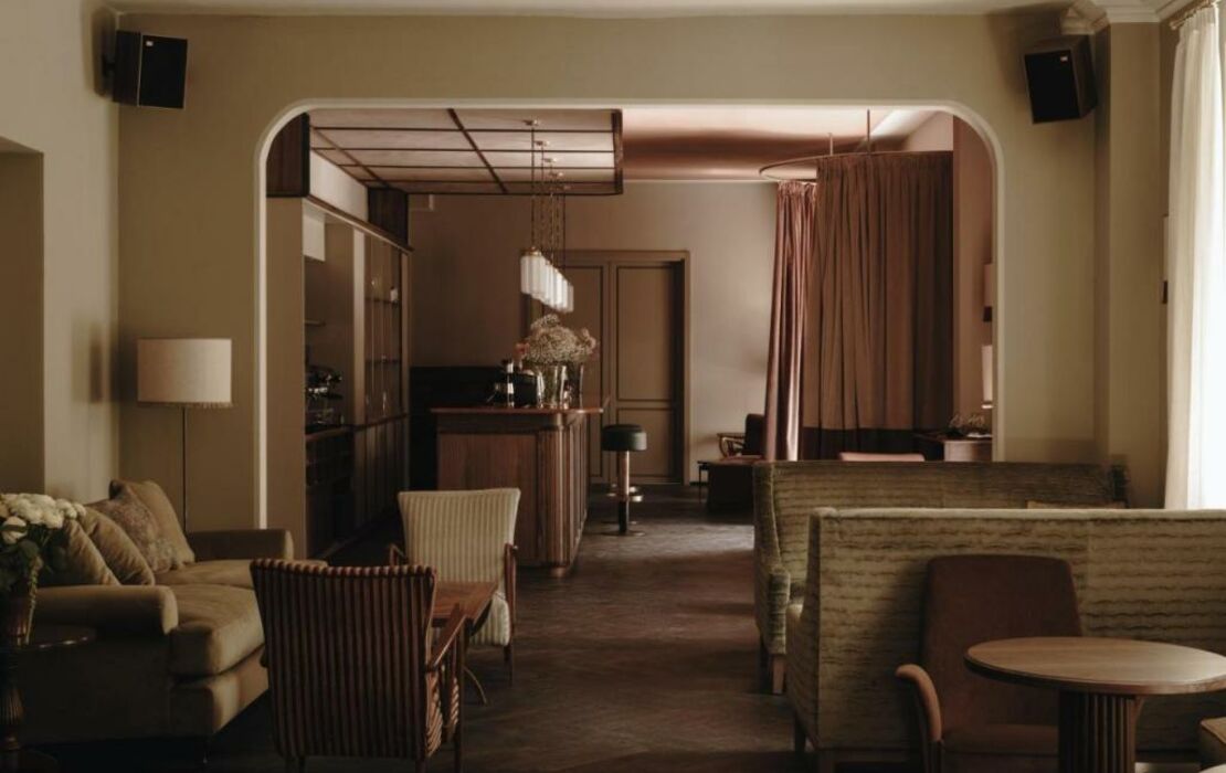 Parkhotel Mondschein, a Design Boutique Hotel Bolzano, Italy