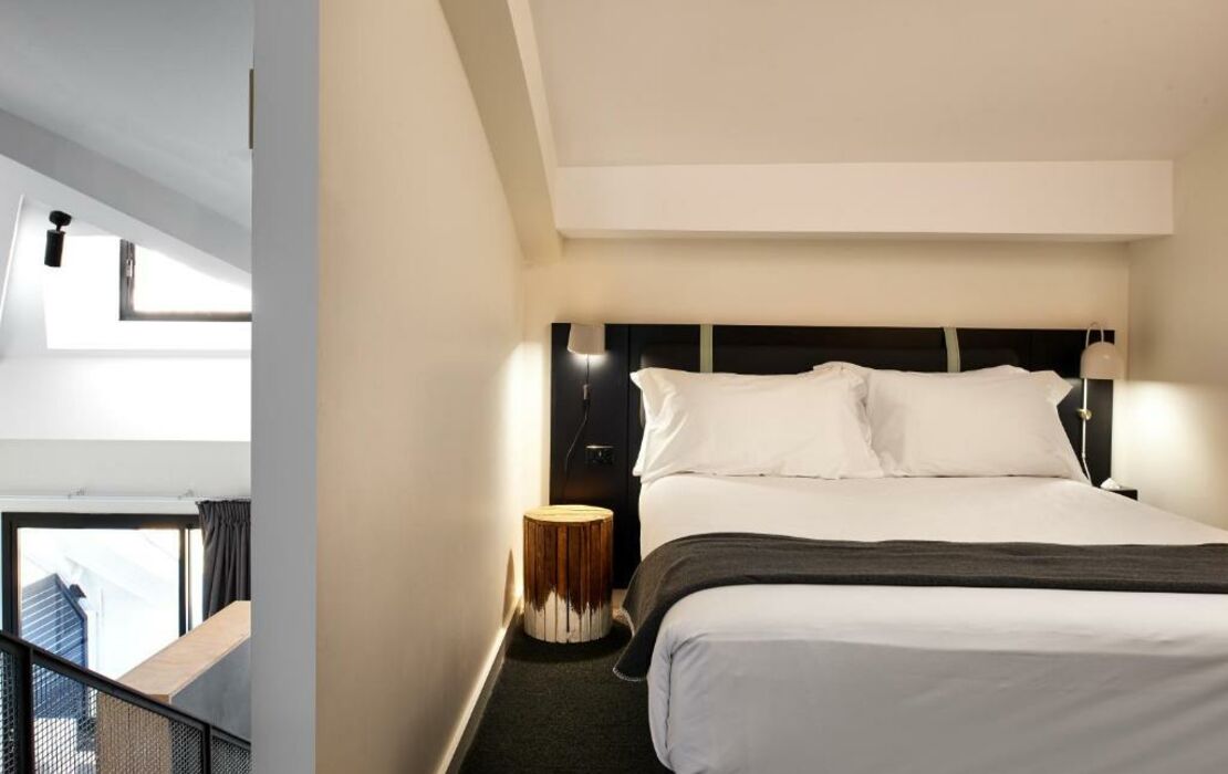Veriu Broadway, a Design Boutique Hotel Sydney, Australia