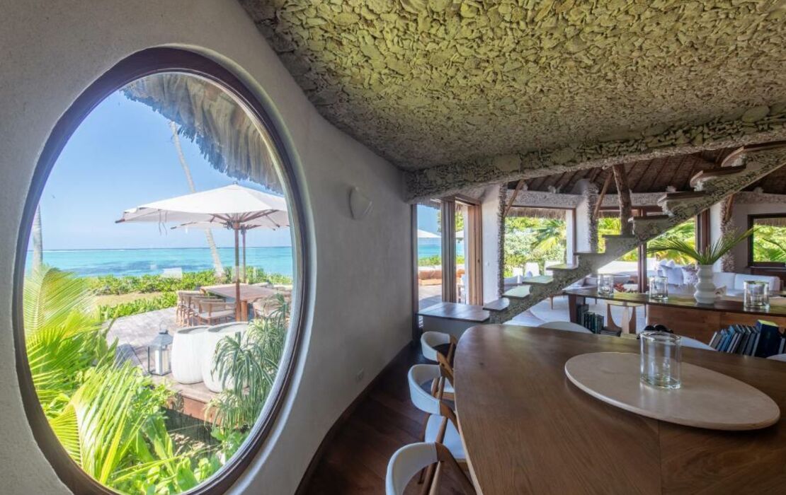 Motu Nao Nao, a Design Boutique Hotel Opoa, French Polynesia