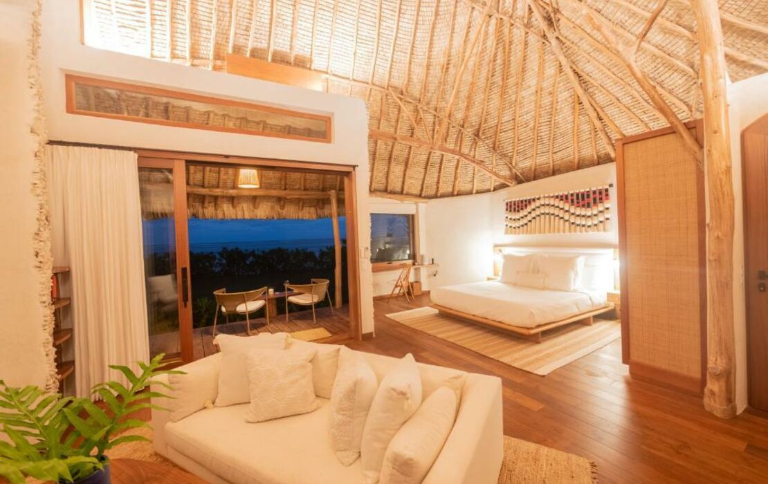 Motu Nao Nao, a Design Boutique Hotel Opoa, French Polynesia