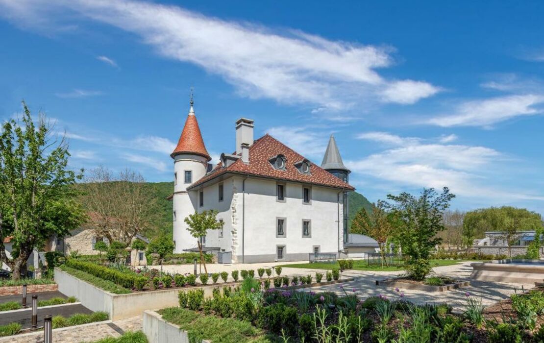 Château Brachet, a Design Boutique Hotel Grésy-sur-Aix, France