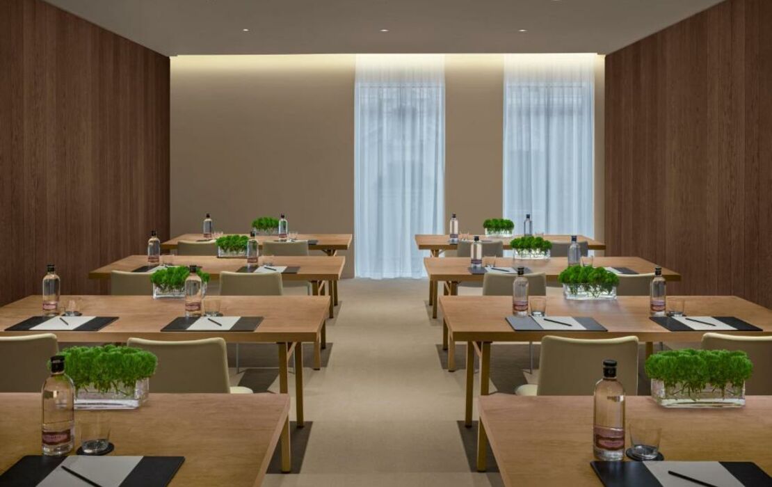 The Madrid EDITION, a Design Boutique Hotel Madrid, Spain