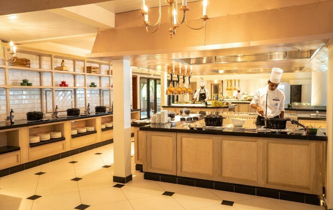 Maritim Resort & Spa Mauritius, a Design Boutique Hotel Balaclava ...