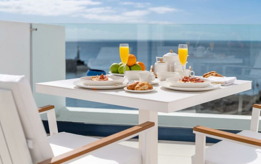 Royal Marina Suites Boutique Hotel, Puerto Calero, Spanien
