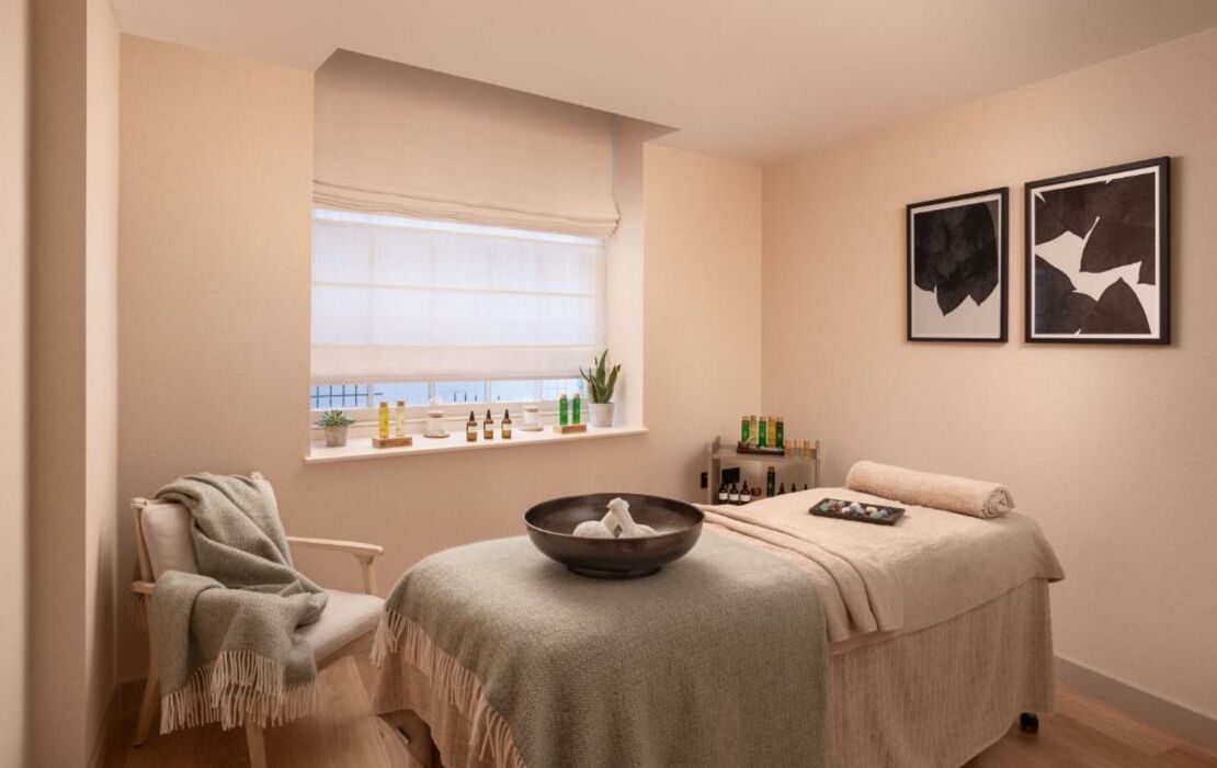 Inhabit, Queen's Gardens, a Design Boutique Hotel London, United Kingdom