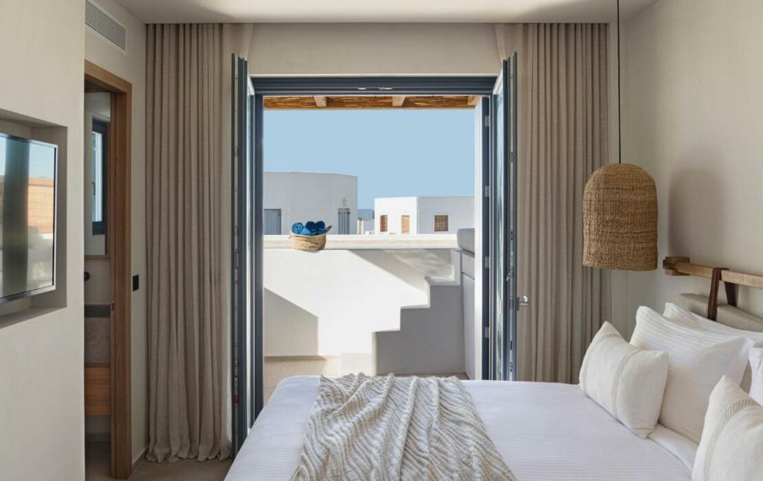Phos Milos, a Design Boutique Hotel Pollonia, Greece