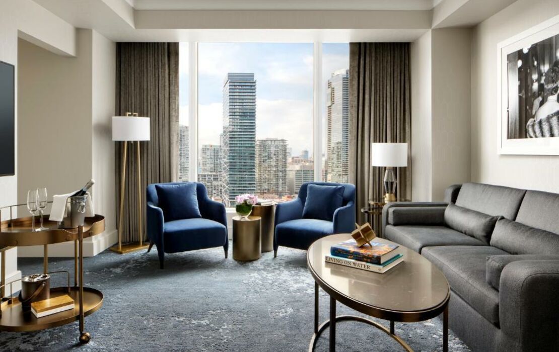The Ritz-Carlton, Toronto, a Design Boutique Hotel Toronto, Canada