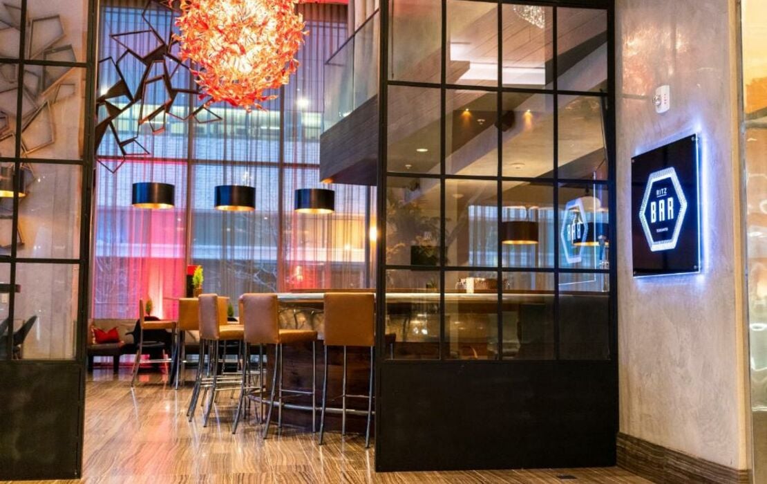 The Ritz-Carlton, Toronto, a Design Boutique Hotel Toronto, Canada