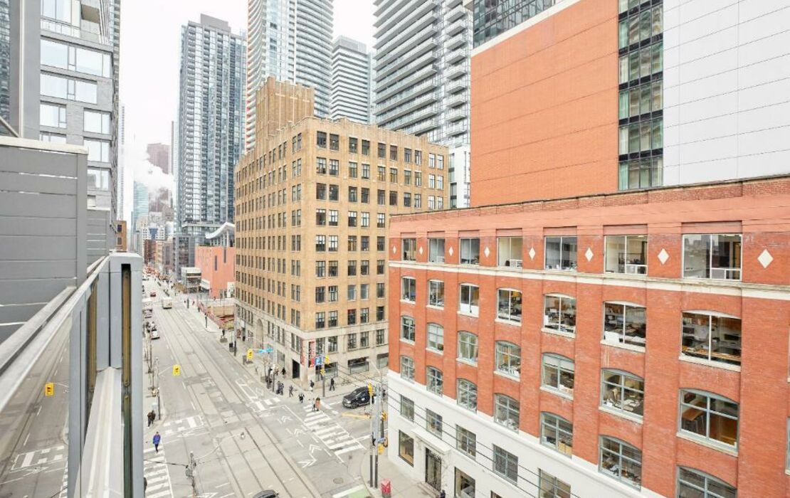 Sonder The Slate, a Design Boutique Hotel Toronto, Canada