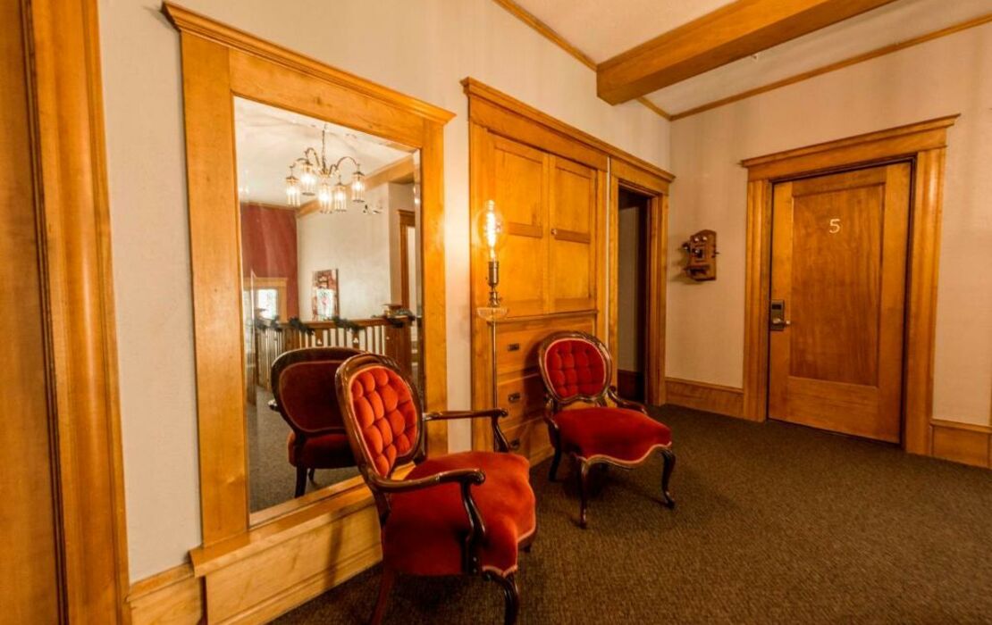 Ember Hostel, a Design Boutique Hotel Denver, U.S.A.