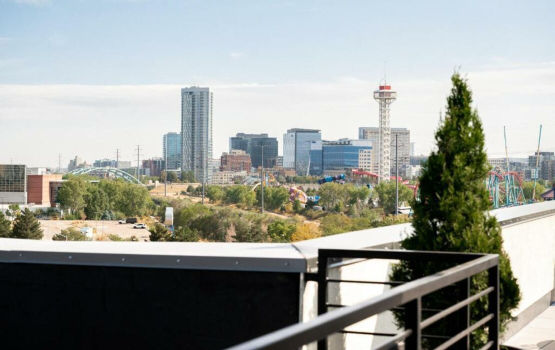 Walk to Gameday - Jefferson Park Condo - Tesoro, Denver, États-Unis ...