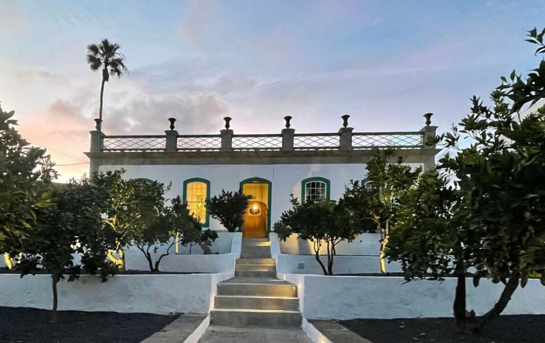 Hotel Emblemático La Casa de los Naranjos, a Design Boutique Hotel ...