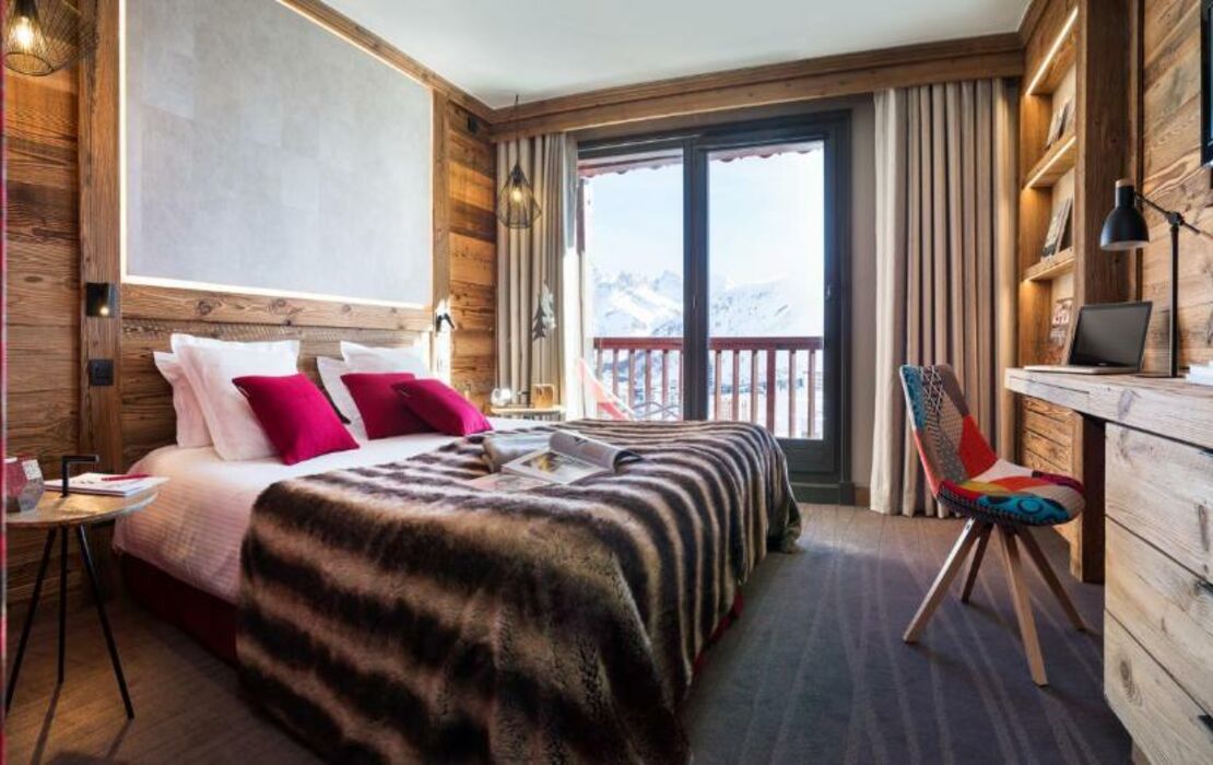 Hôtel Village Montana by Les Etincelles, a Design Boutique Hotel Tignes ...