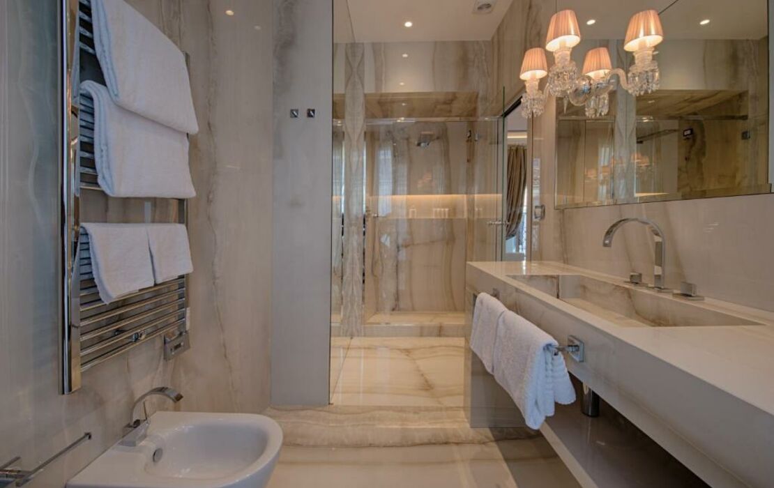 Palazzo Nainer, a Design Boutique Hotel Rome, Italy