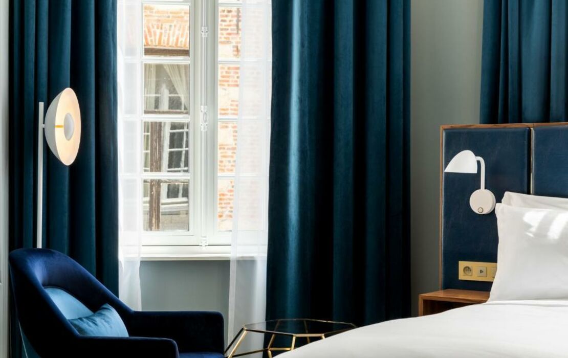 Sapphire House Antwerp, Autograph Collection, a Design Boutique Hotel ...