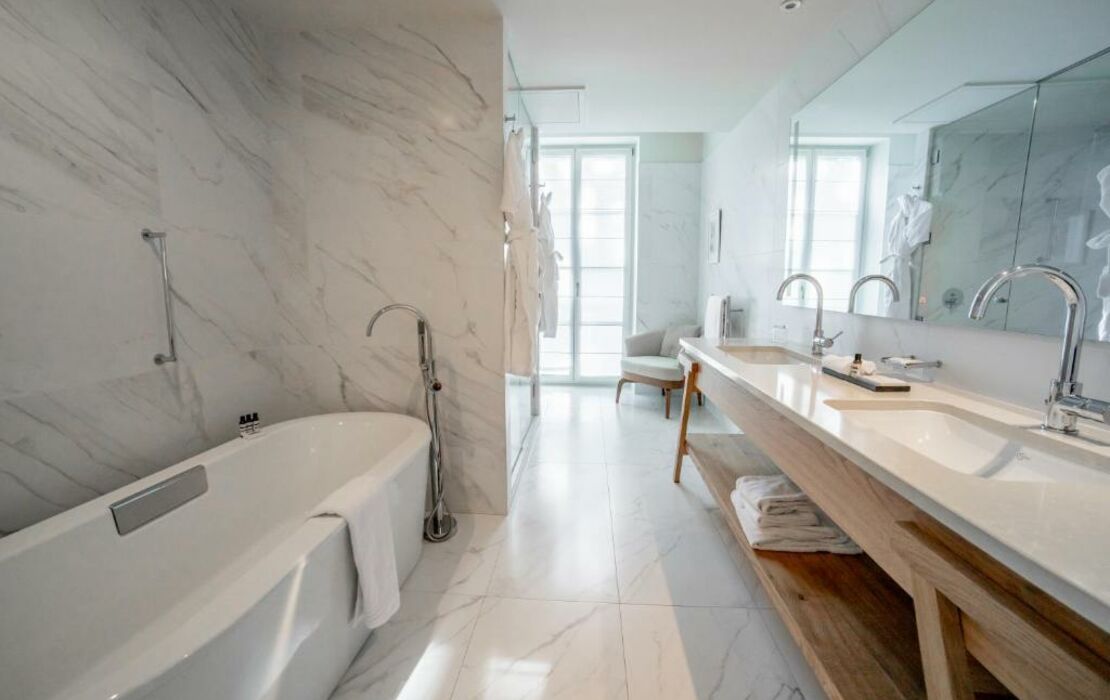 Le Grand Pavillon Chantilly, a Design Boutique Hotel Chantilly, France