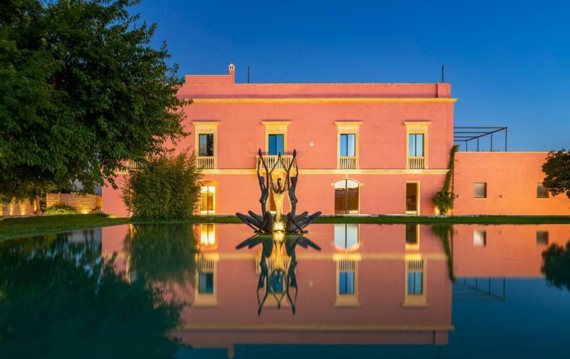 CASINANAND, a Design Boutique Hotel Novoli, Italy