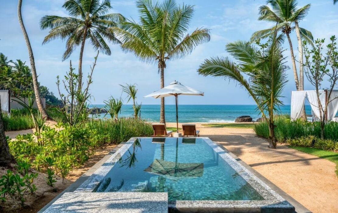 Ahu Bay, Ahungalla, Sri Lanka