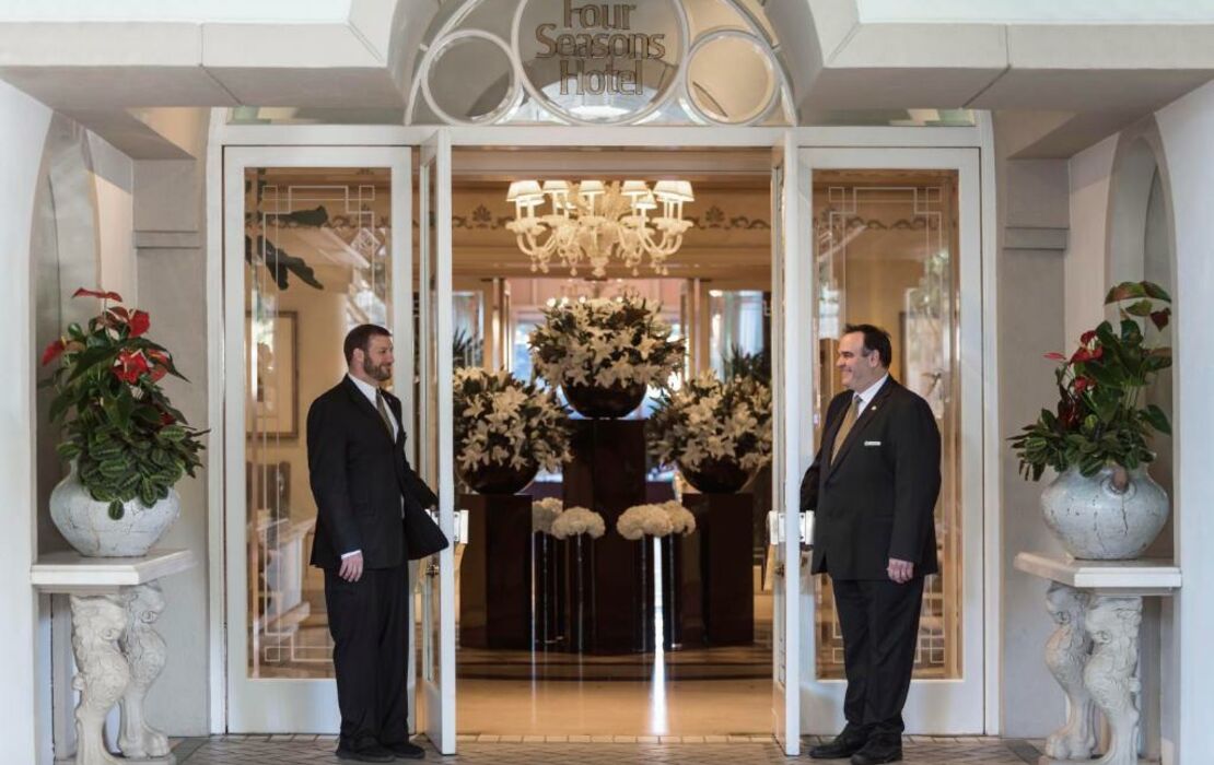 Four Seasons Hotel Los Angeles at Beverly Hills, a Design Boutique ...